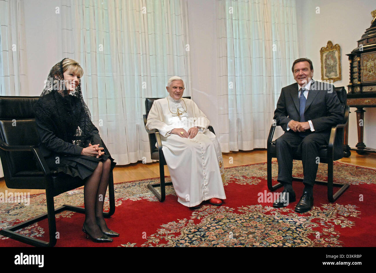 Doris schroeder koepf -Fotos und -Bildmaterial in hoher Auflösung ...