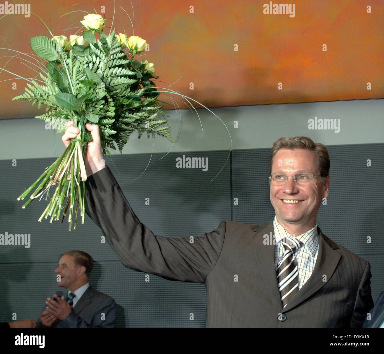 Dpa fdp chairman guido westerwelle -Fotos und -Bildmaterial in hoher ...