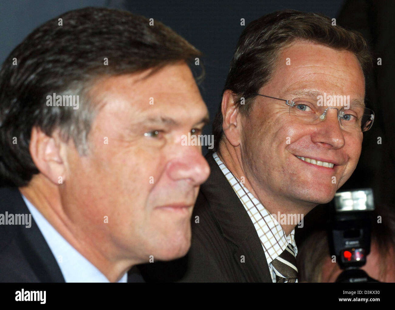 Dpa fdp chairman guido westerwelle -Fotos und -Bildmaterial in hoher ...