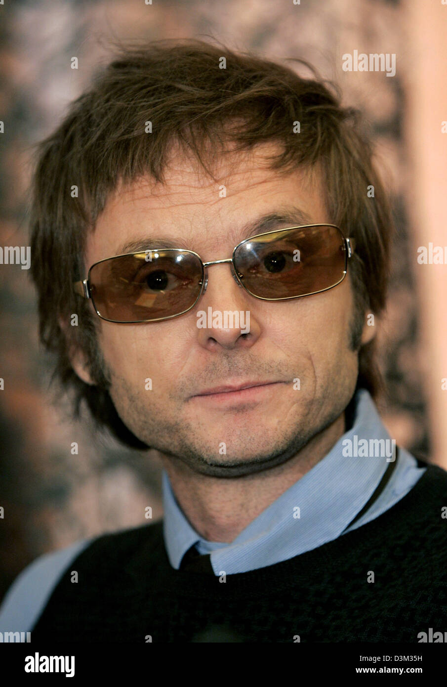 A ha paul waaktaar savoy -Fotos und -Bildmaterial in hoher Auflösung ...