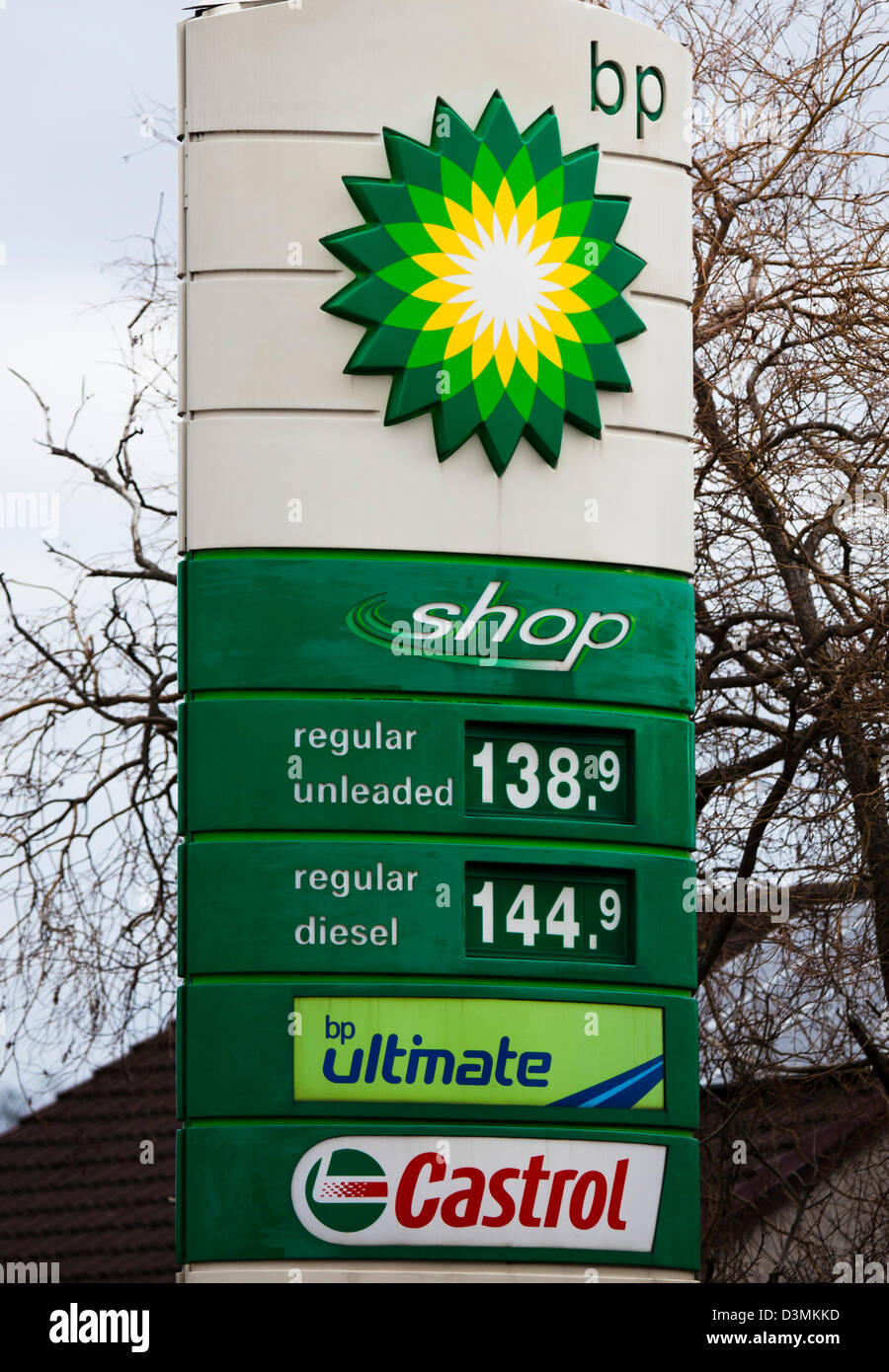 Prices bp petrol station -Fotos und -Bildmaterial in hoher Auflösung ...