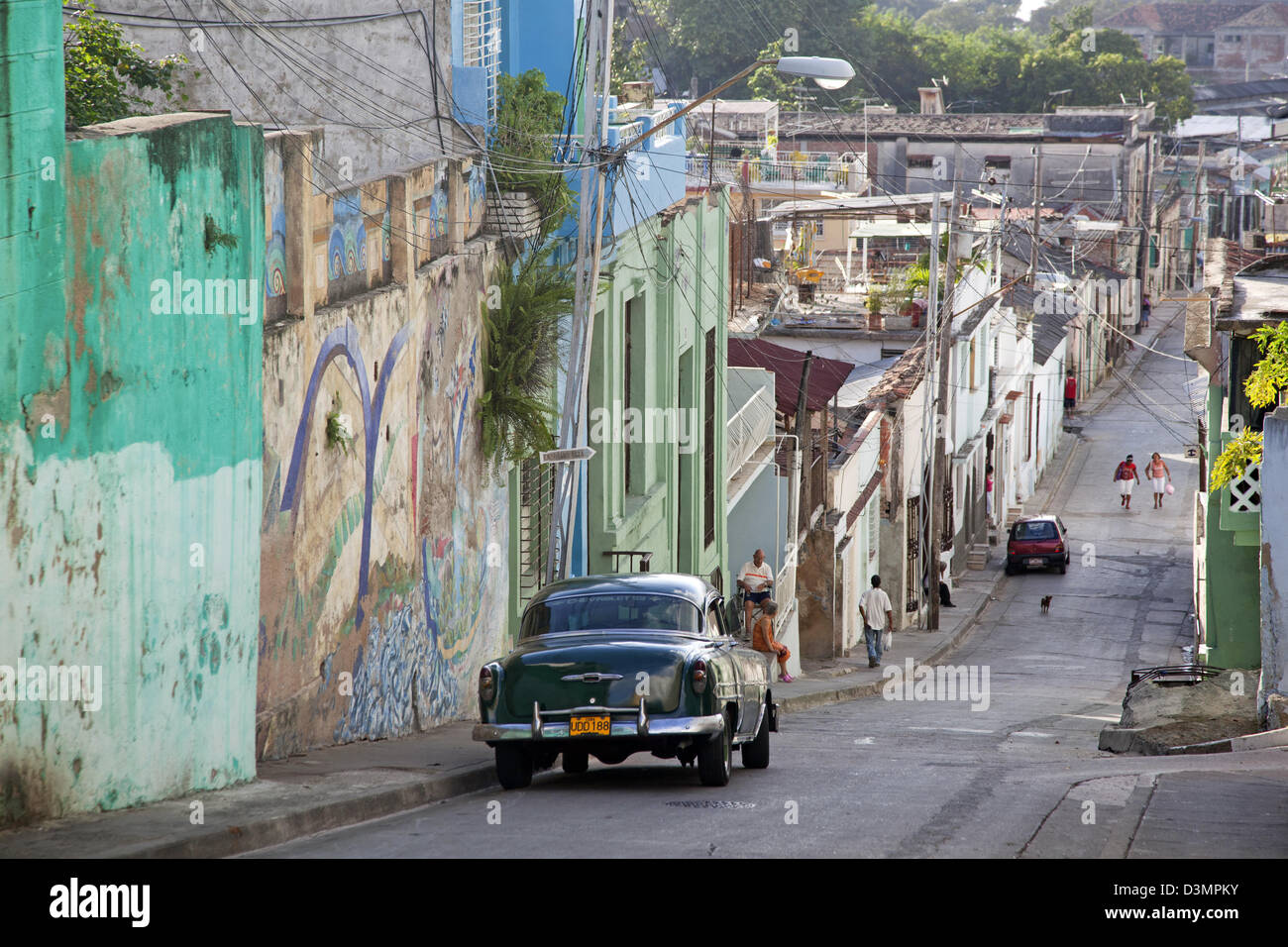 Vintage us 50er jahre autos in kuba -Fotos und -Bildmaterial in hoher ...