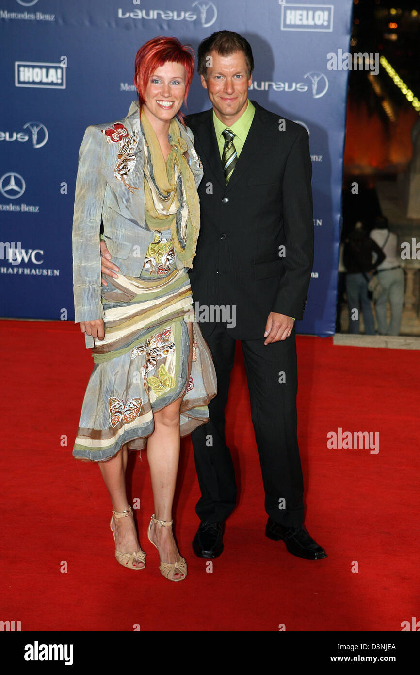 Deutsche Biathletin Kati Wilhelm kommt mit Freund Andreas Emslander bei ...