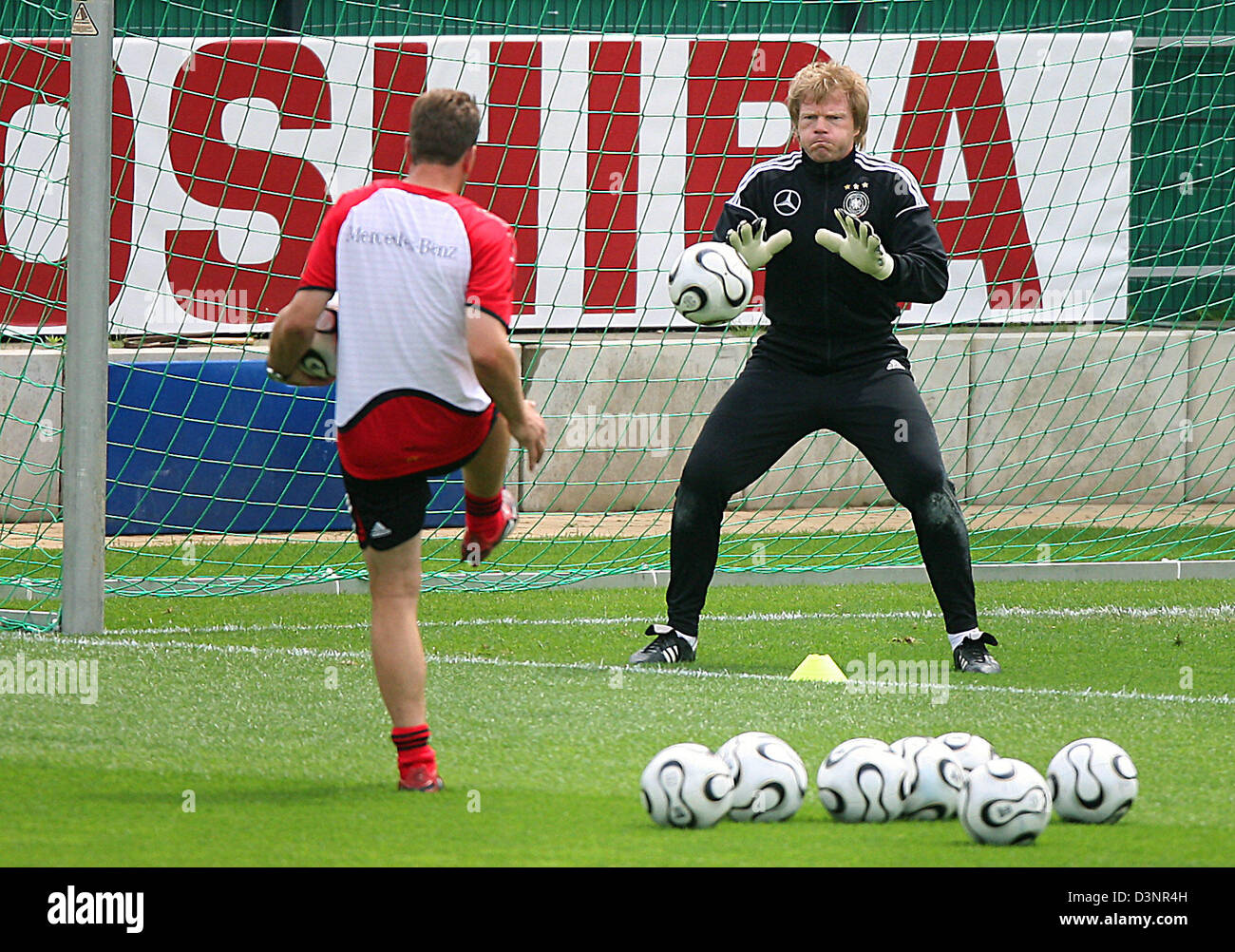 Deutschlands oliver kahn -Fotos und -Bildmaterial in hoher Auflösung ...
