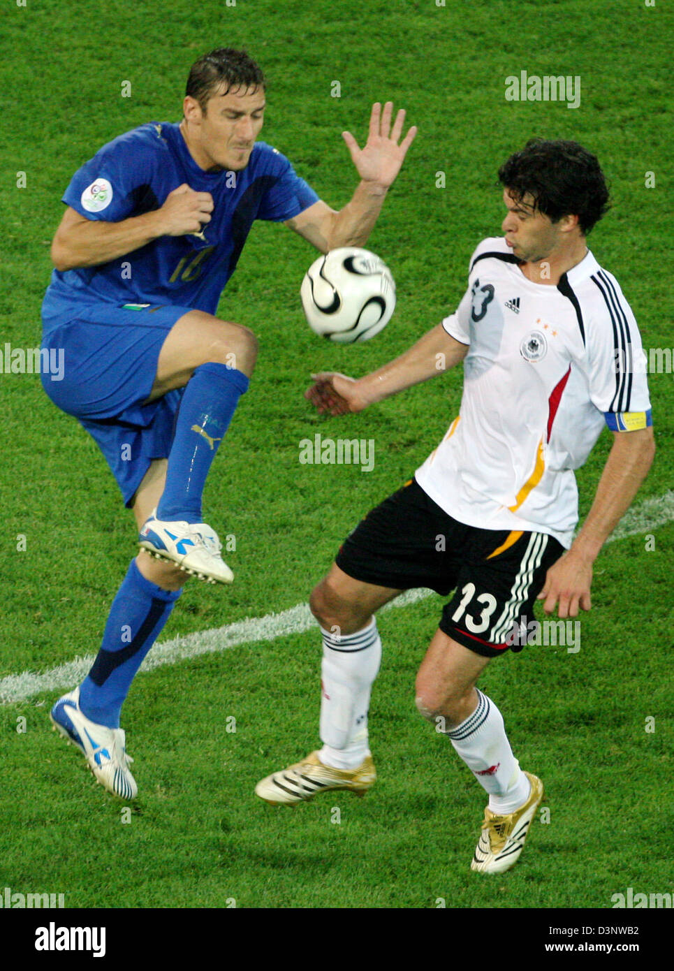 Italien michael ballack -Fotos und -Bildmaterial in hoher Auflösung – Alamy