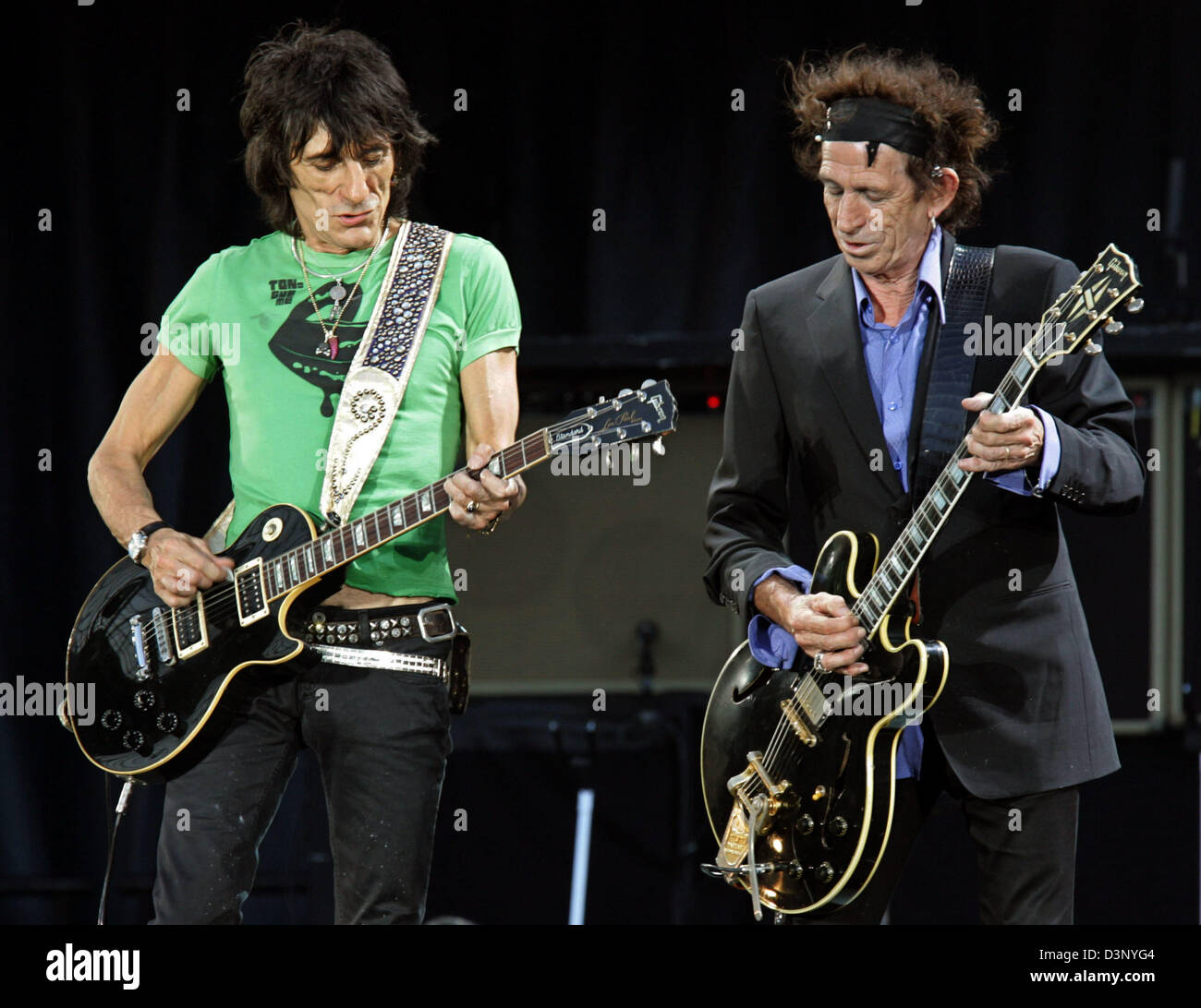 Ron holz band -Fotos und -Bildmaterial in hoher Auflösung – Alamy