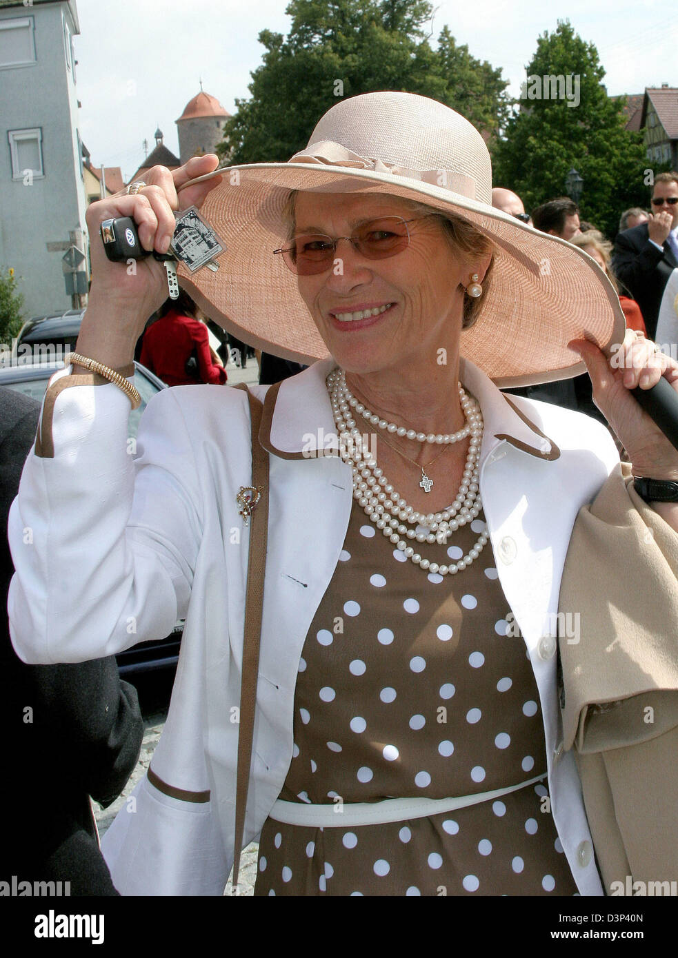 Erzherzogin Maria Magdalena von Österreich, Prinzessin von Toskana Posen für den Fotografen bei ...