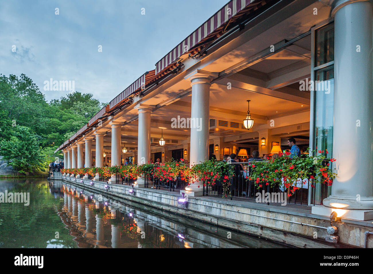 Das wunderbar edle loeb central park bootshaus -Fotos und -Bildmaterial ...