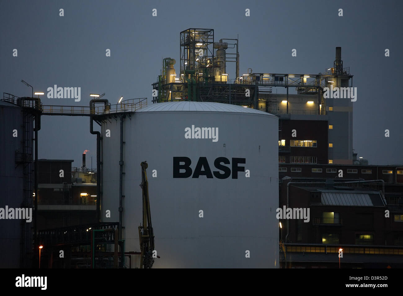 Basf Das Chemieunternehmen Stockfotos und -bilder Kaufen - Alamy
