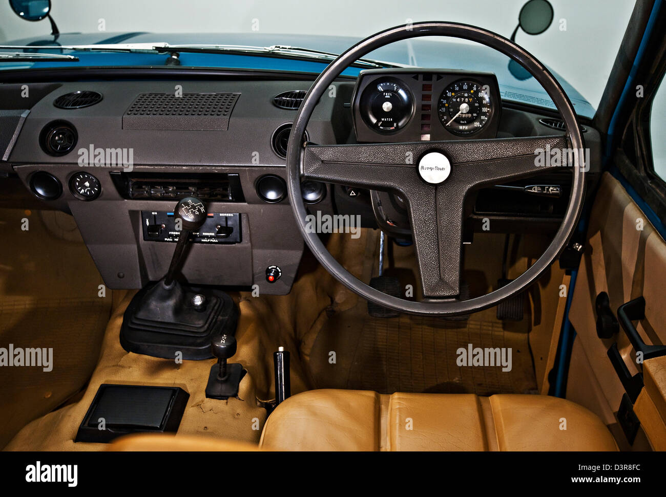 British steering wheel -Fotos und -Bildmaterial in hoher Auflösung – Alamy