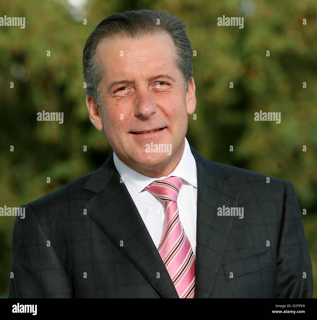 Karl gerhard -Fotos und -Bildmaterial in hoher Auflösung – Alamy