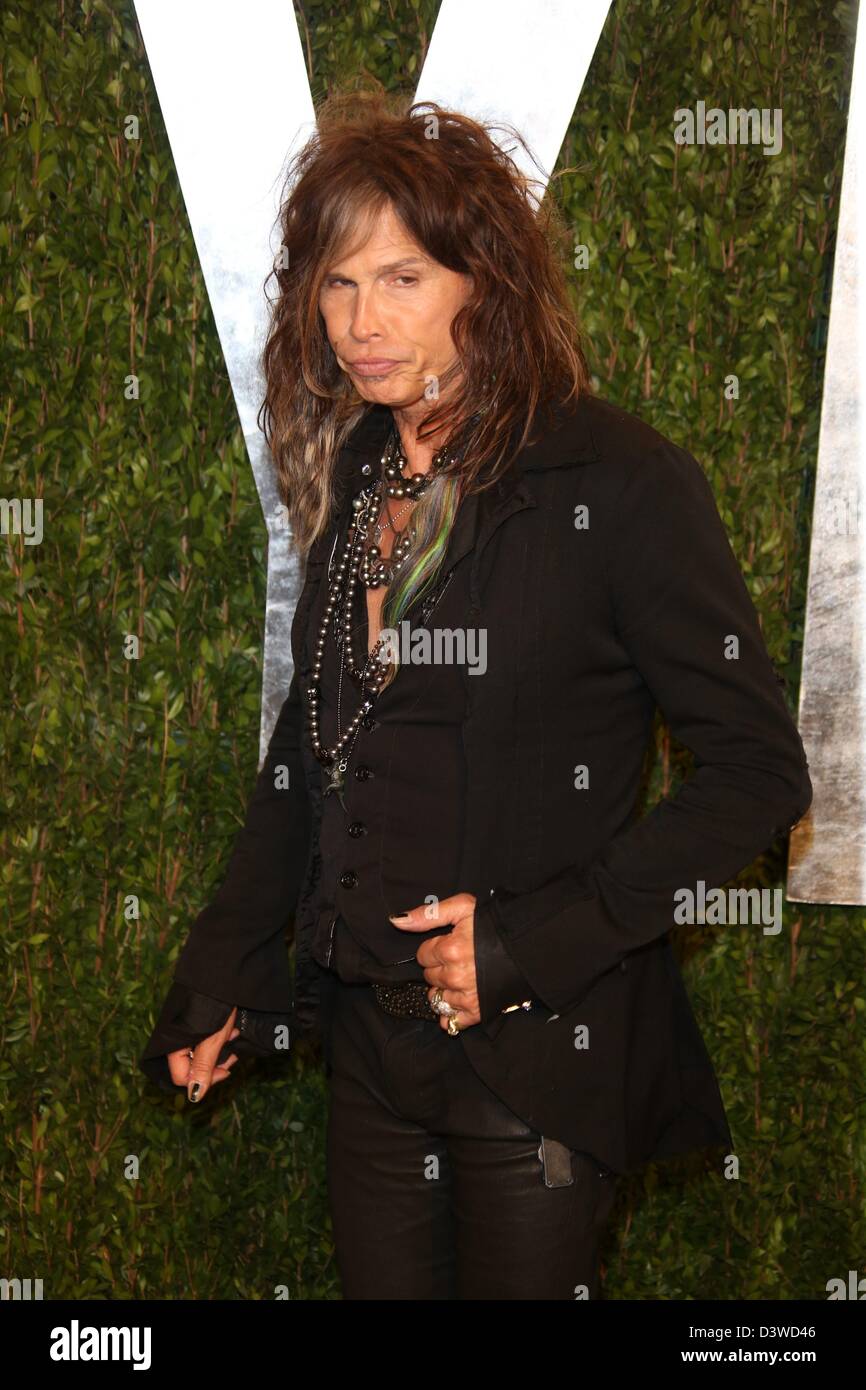 Los Angeles, USA. 24. Februar 2013. Sänger Steven Tyler kommt bei der ...
