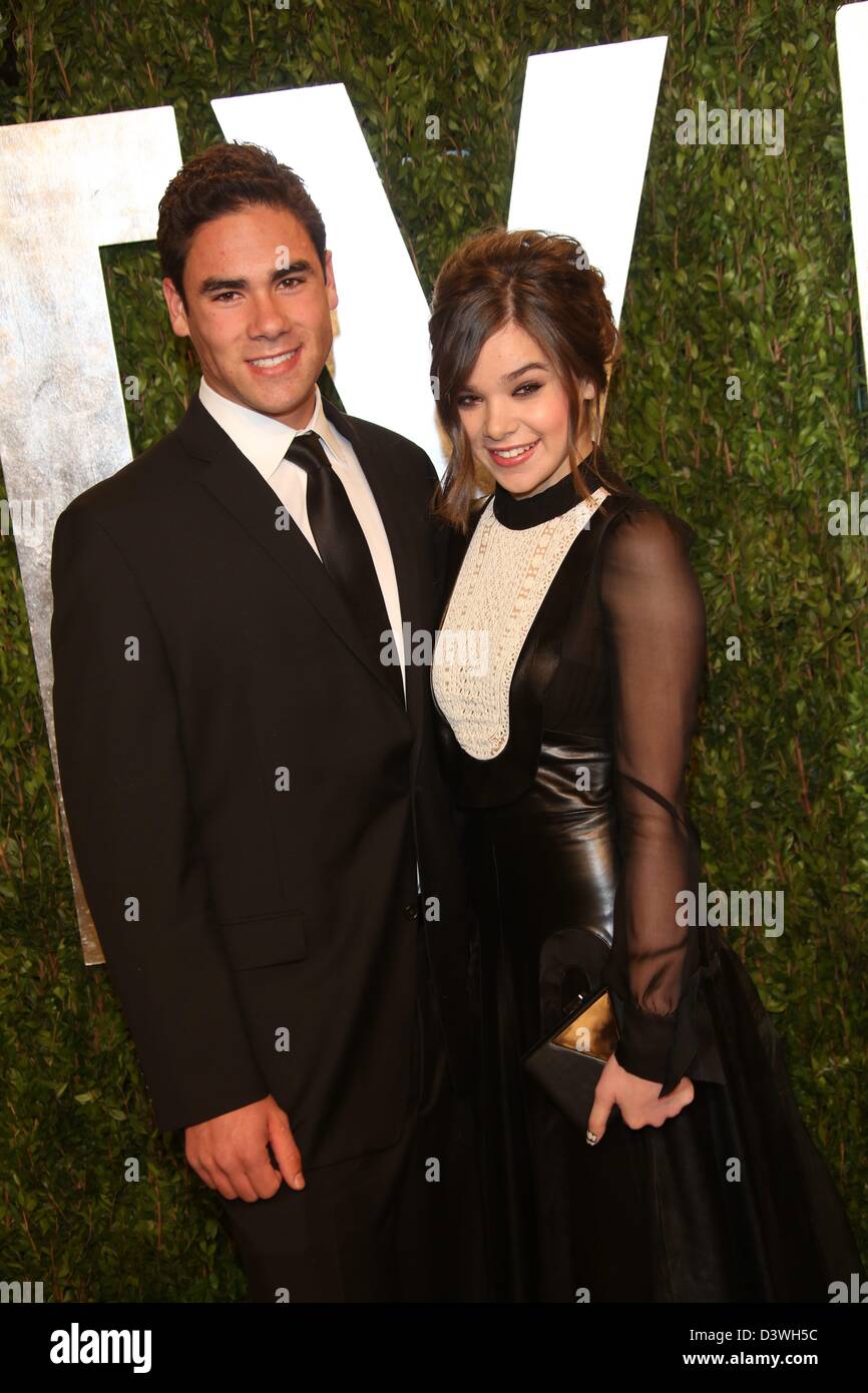 Schauspielerin Hayley Atwell und Tom Hiddleston kommen bei der Vanity ...