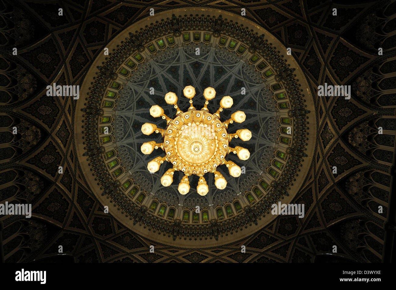 Sultan qaboos moschee in muskat -Fotos und -Bildmaterial in hoher ...