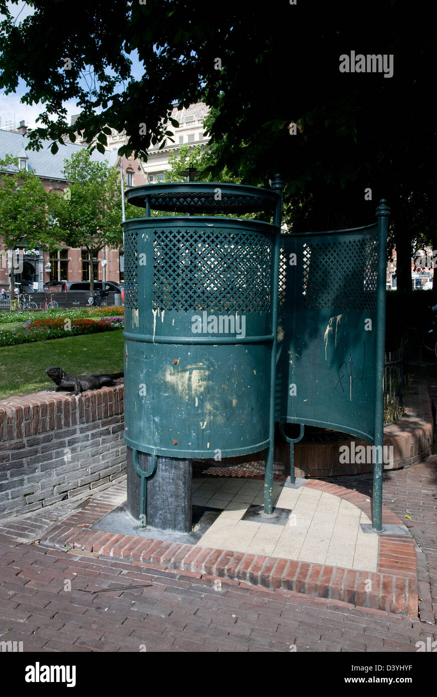 Amsterdam urinal -Fotos und -Bildmaterial in hoher Auflösung – Alamy