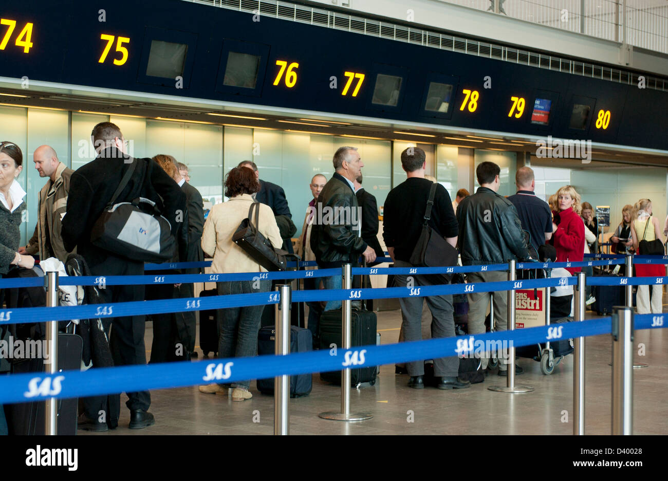 Arrivals arlanda airport -Fotos und -Bildmaterial in hoher Auflösung ...
