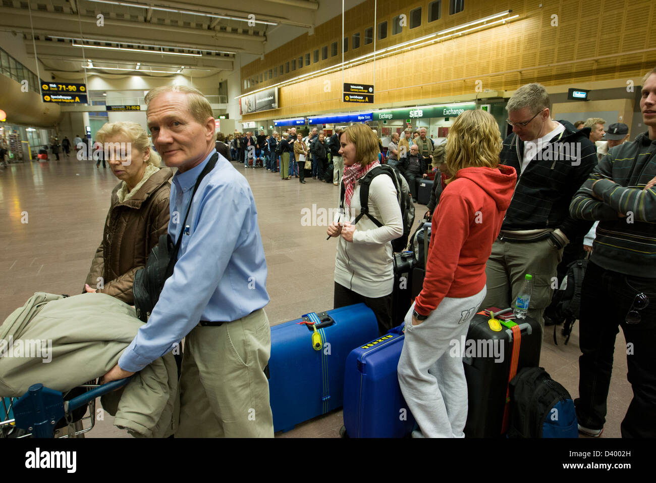 Arrivals arlanda airport -Fotos und -Bildmaterial in hoher Auflösung ...