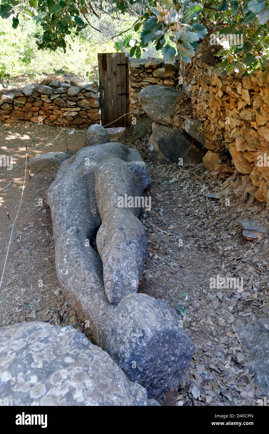 Statue eines kouros -Fotos und -Bildmaterial in hoher Auflösung – Alamy