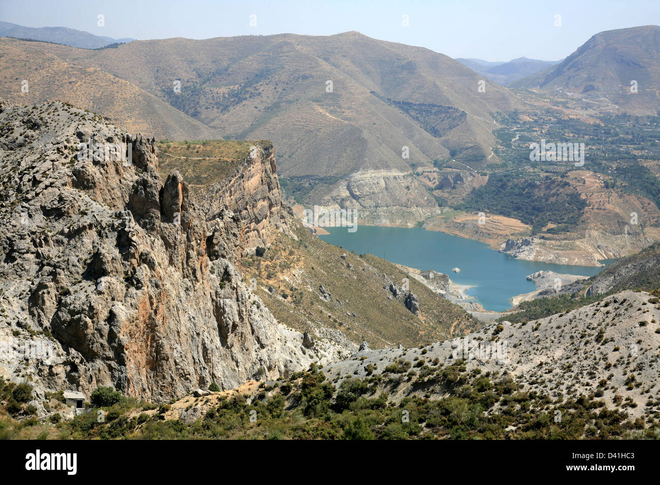 Mystischer bergsee -Fotos und -Bildmaterial in hoher Auflösung – Alamy