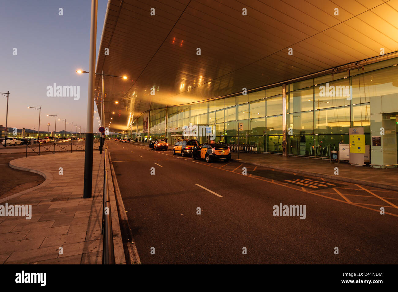 Terminal t1 -Fotos und -Bildmaterial in hoher Auflösung – Alamy