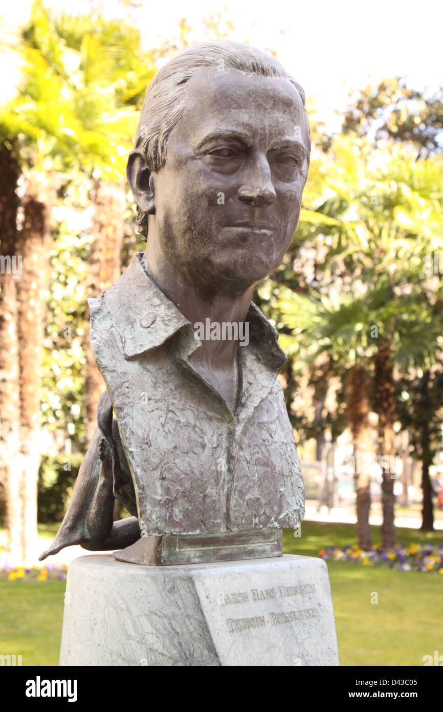 Statue von Baron Hans Heinrich Thyssen-Bornemisza die Gründer das Museo ...