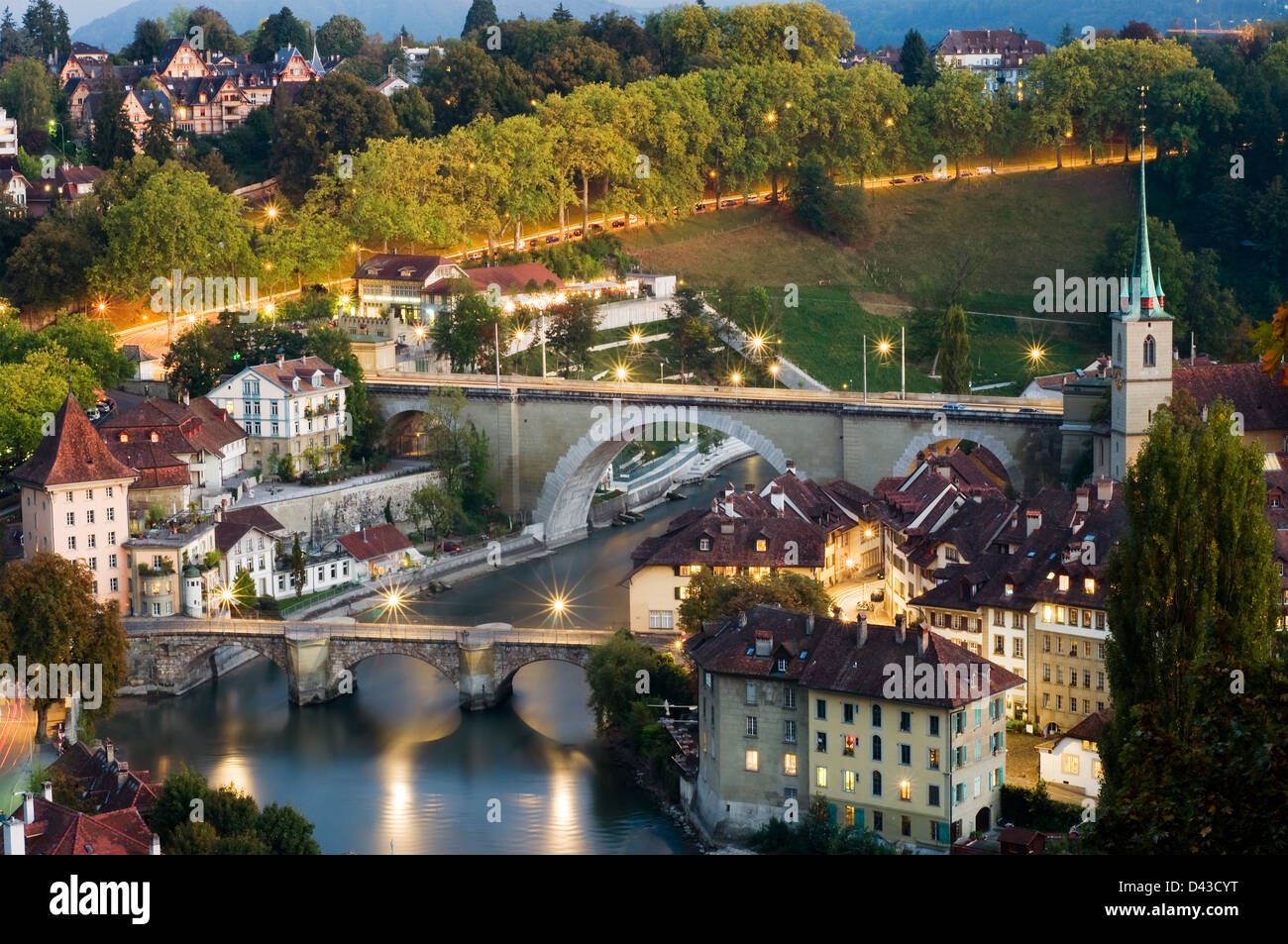 Berner Altstadt mit Aare-Fluss Stockfotografie - Alamy