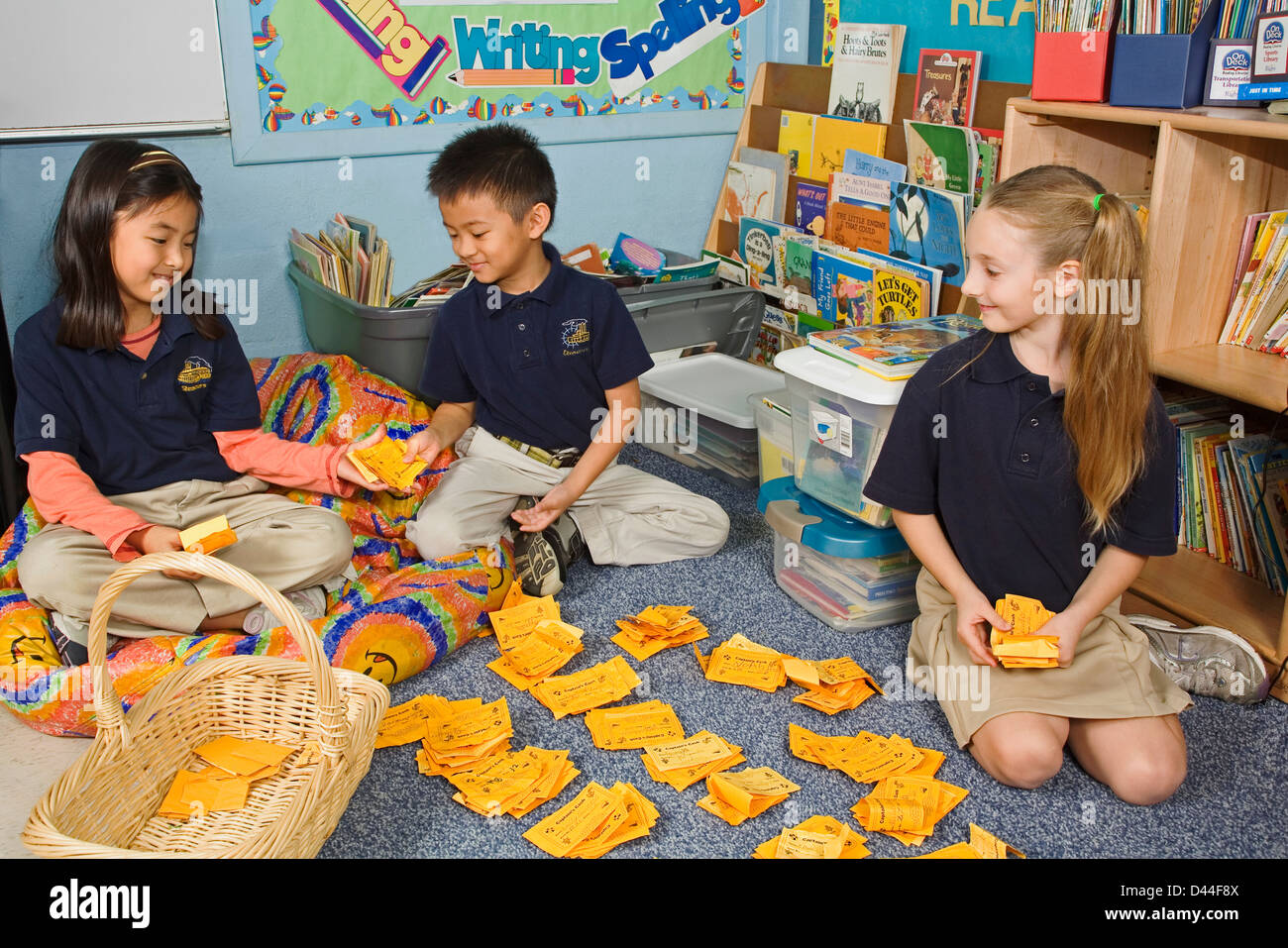 Belohnung geld -Fotos und -Bildmaterial in hoher Auflösung – Alamy
