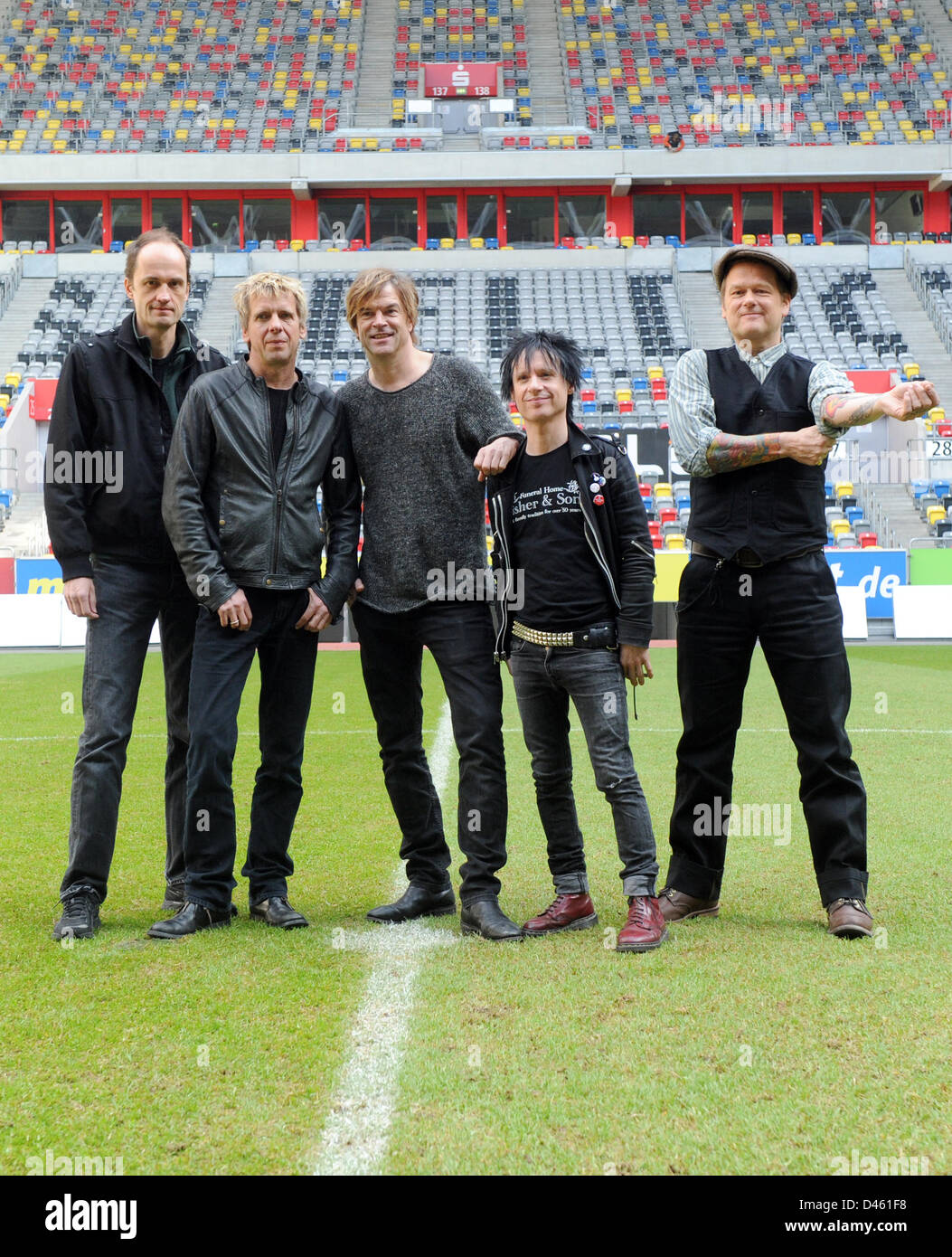 Düsseldorf, Deutschland. 6. März 2013. Breiti (Michael Breitkopf, L-R ...