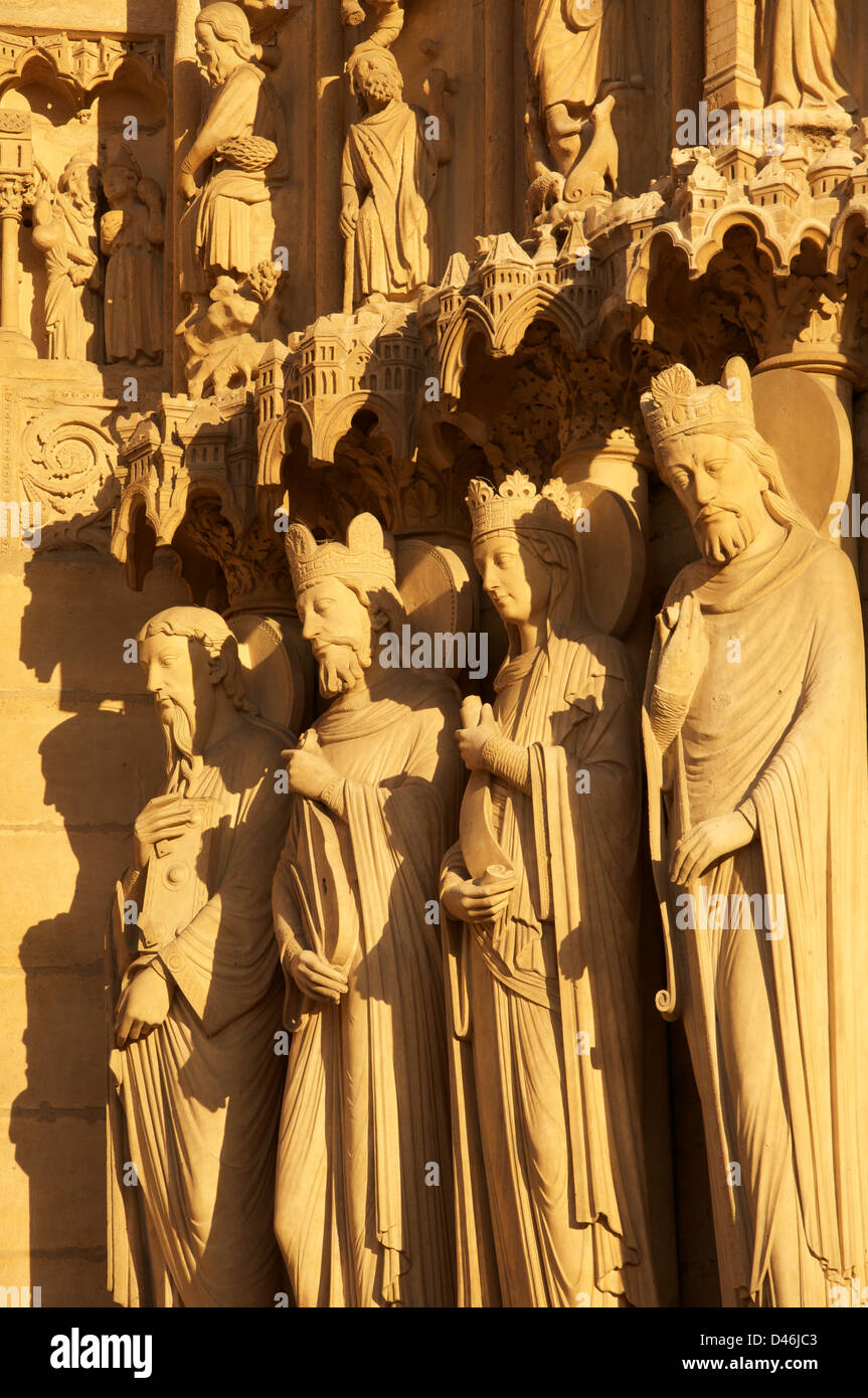 Frankreich detail der fassade von notre lady -Fotos und -Bildmaterial ...