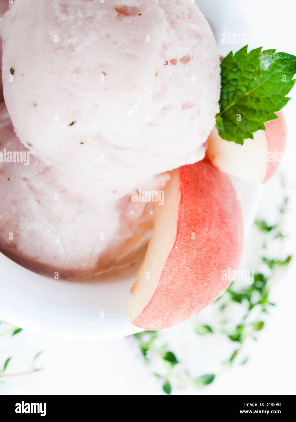 Eis ist mit Milch, Sahne, verschiedene Zucker und Aromastoffe wie ...