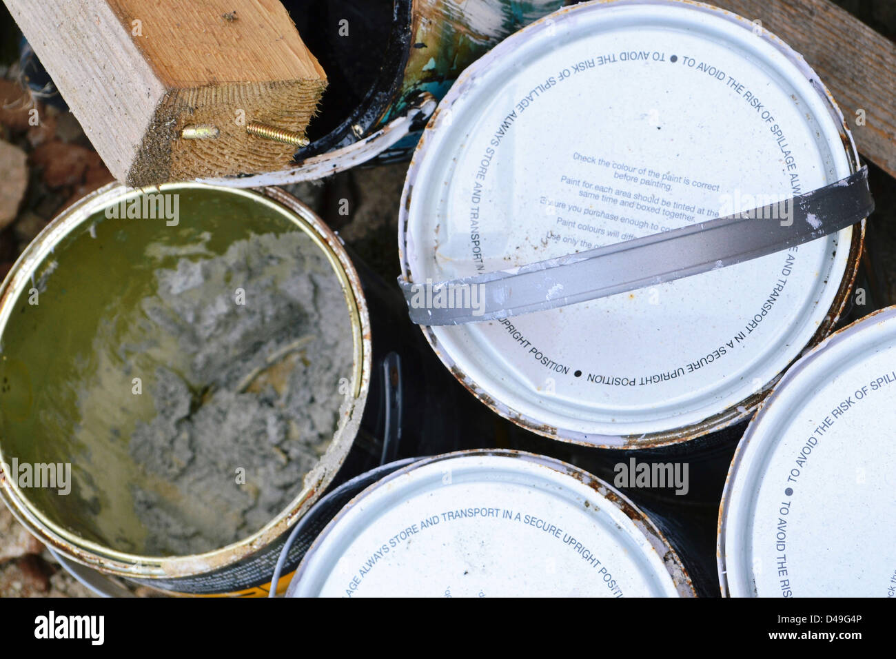 Alte farbdosen -Fotos und -Bildmaterial in hoher Auflösung – Alamy