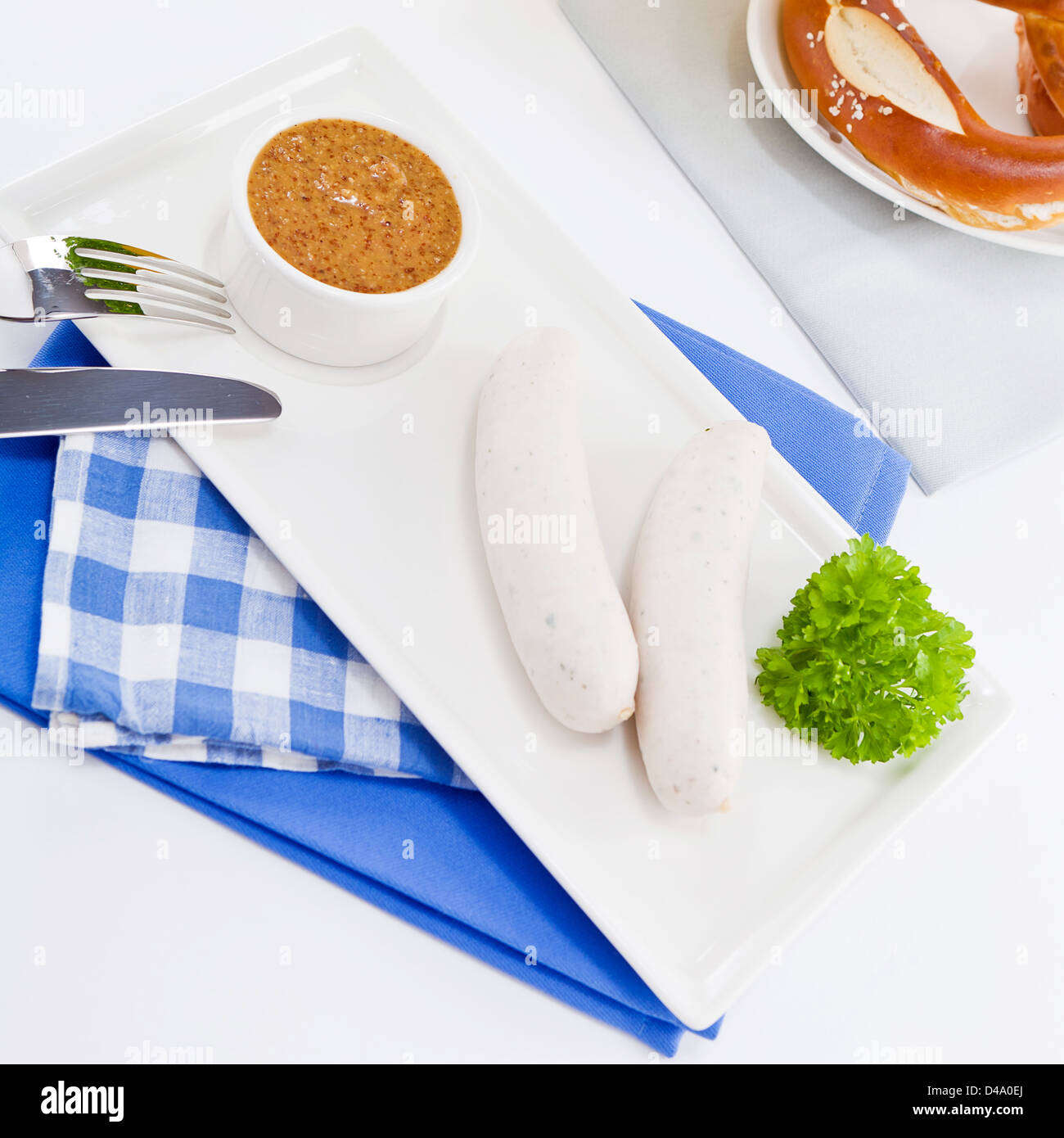 Weißwurst weiße Würste und süßem Senf mit Brezel bayerischen ...