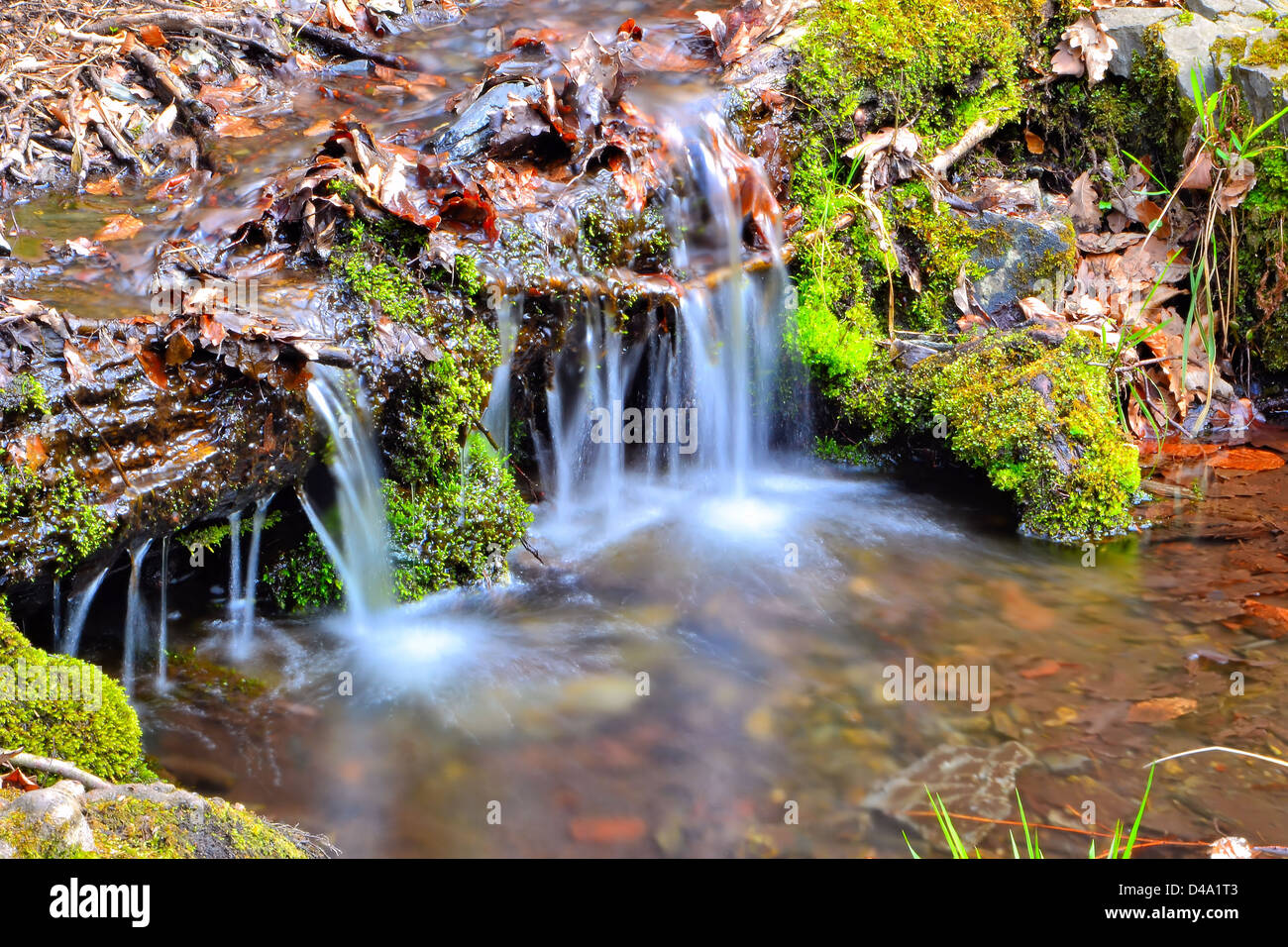 Berg Quellwasser Stockfotos und -bilder Kaufen - Alamy