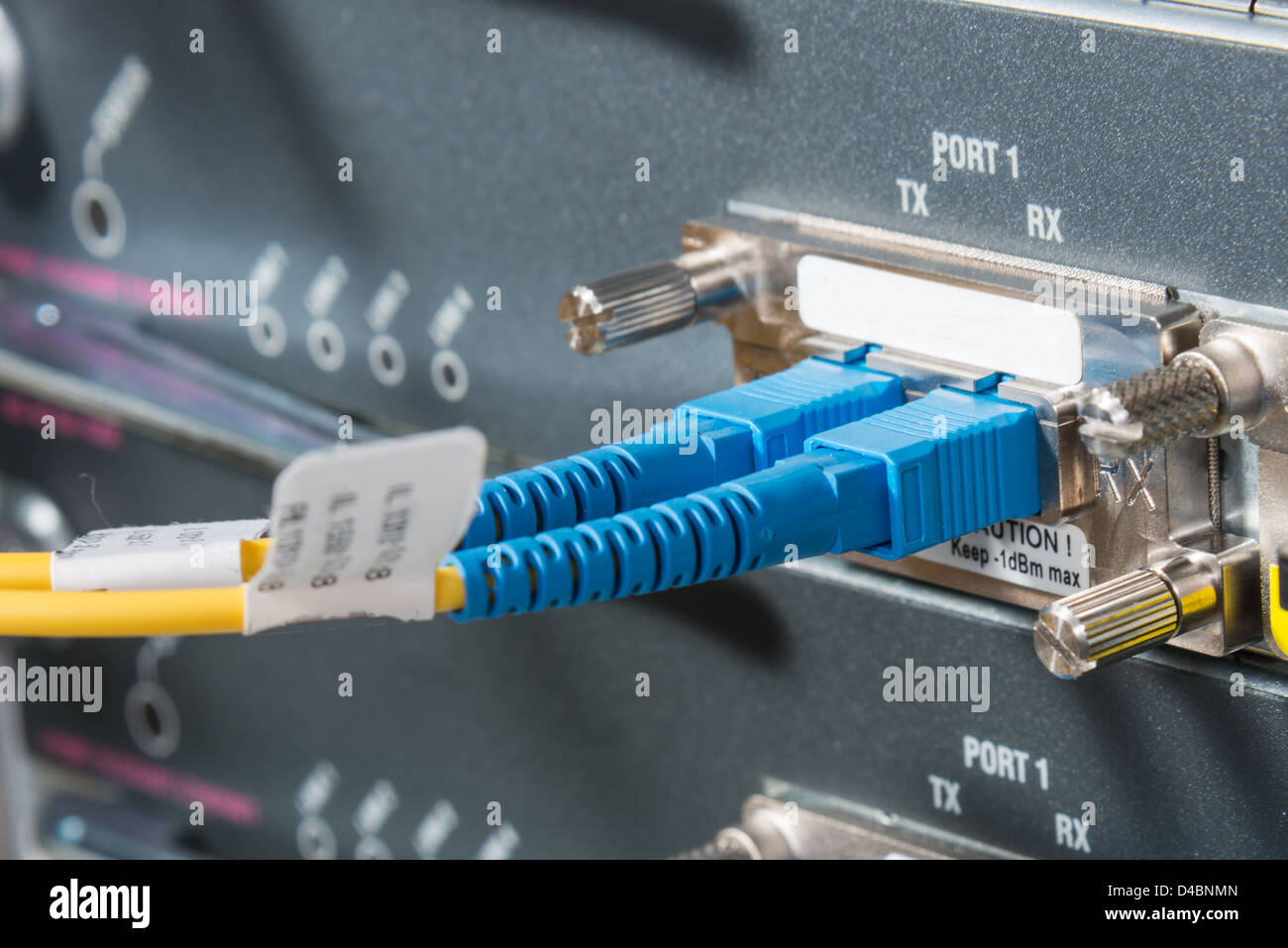 Datencenter switch -Fotos und -Bildmaterial in hoher Auflösung – Alamy