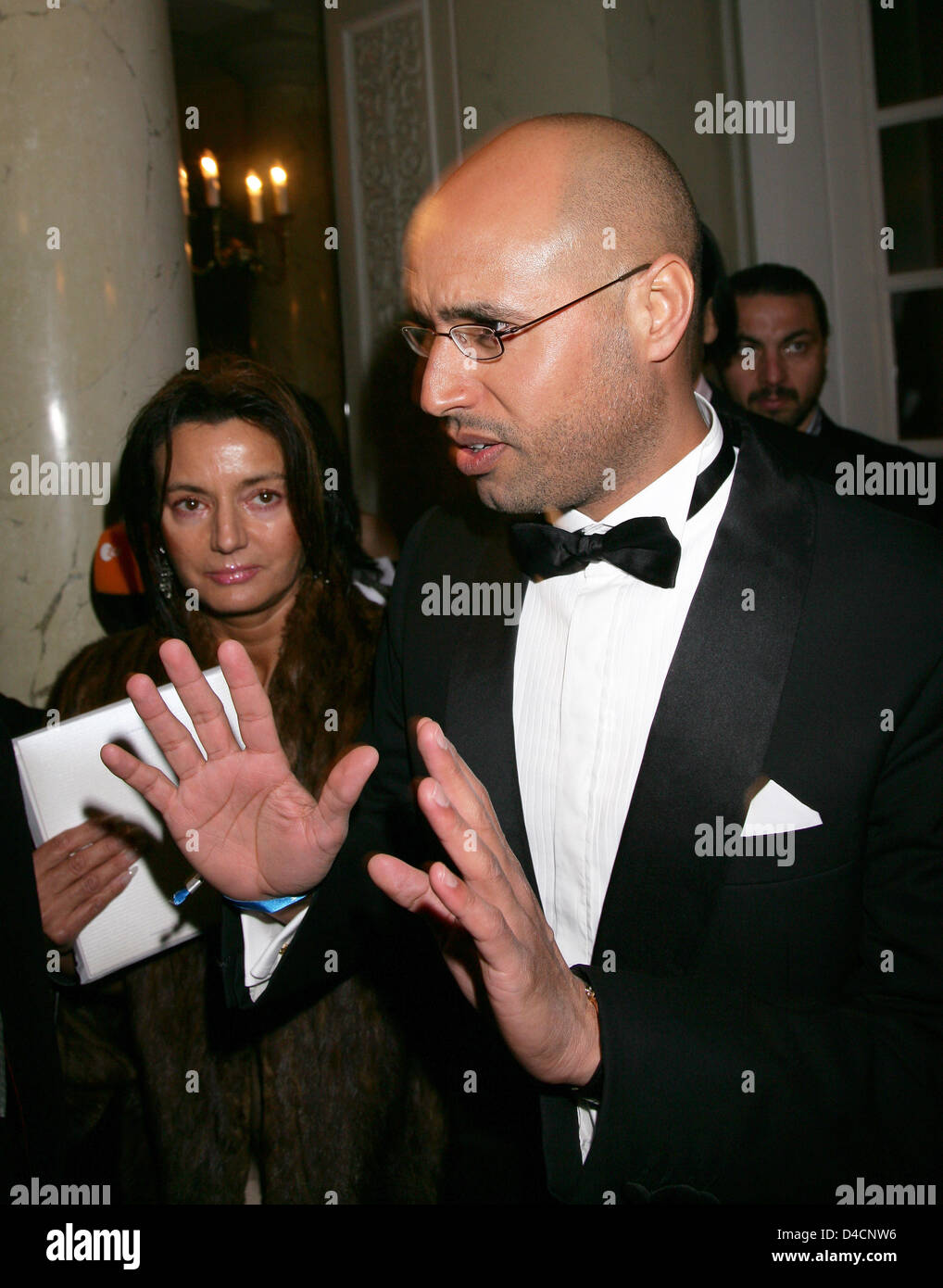 Saif al islam muammar gaddafi -Fotos und -Bildmaterial in hoher ...