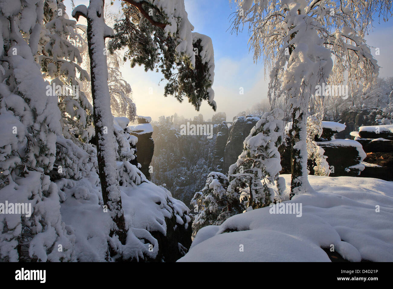 Bastei winterlandschaft -Fotos und -Bildmaterial in hoher Auflösung – Alamy