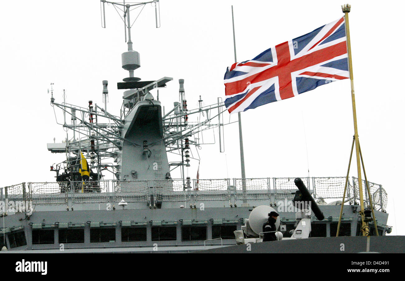 Hms bulwark -Fotos und -Bildmaterial in hoher Auflösung - Seite 2 - Alamy