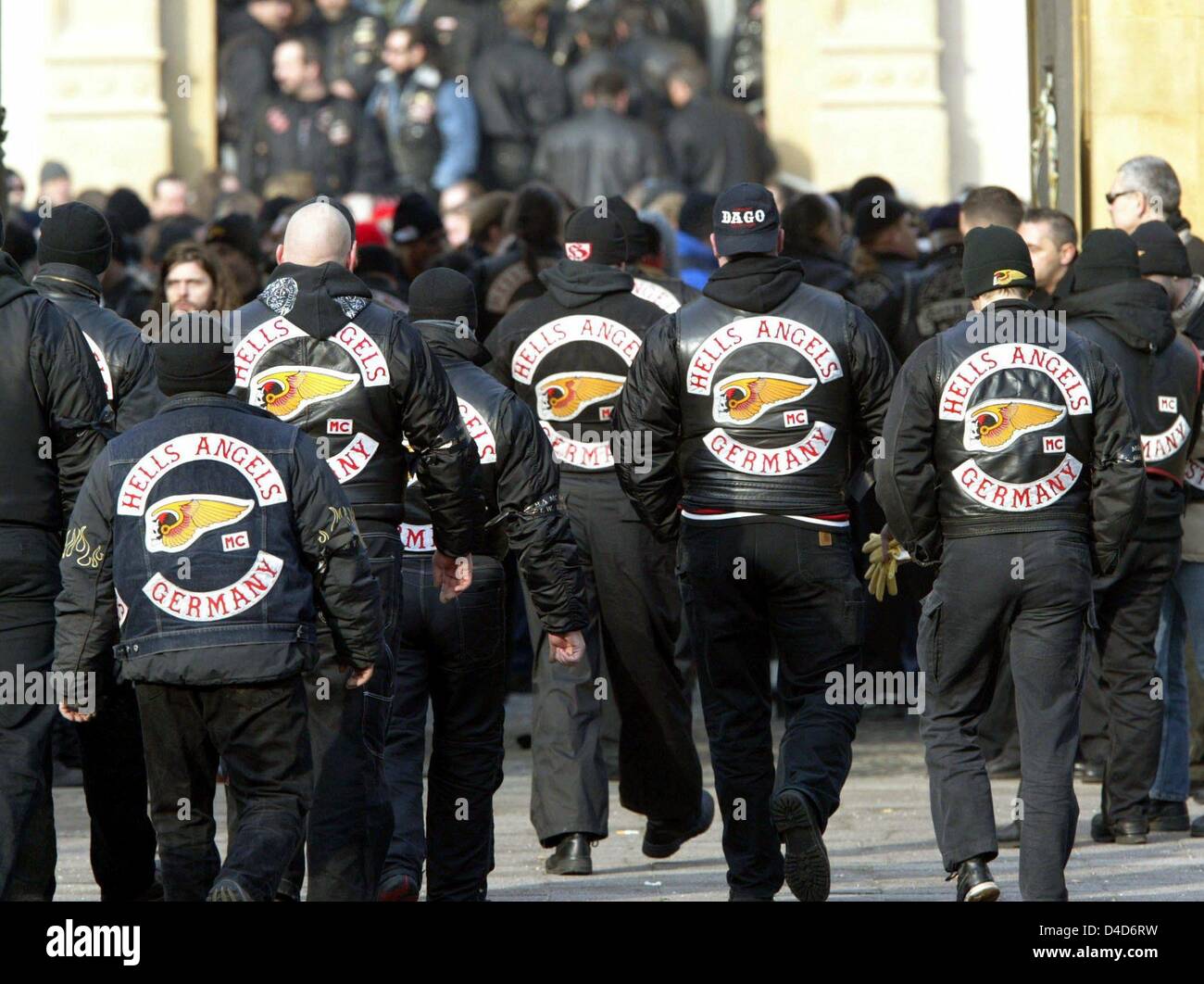 Members Hells Angels Motorcycle Club Stockfotos & Members Hells Angels ...