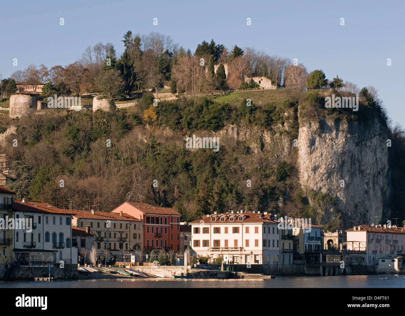 Arona am lago maggiore -Fotos und -Bildmaterial in hoher Auflösung – Alamy