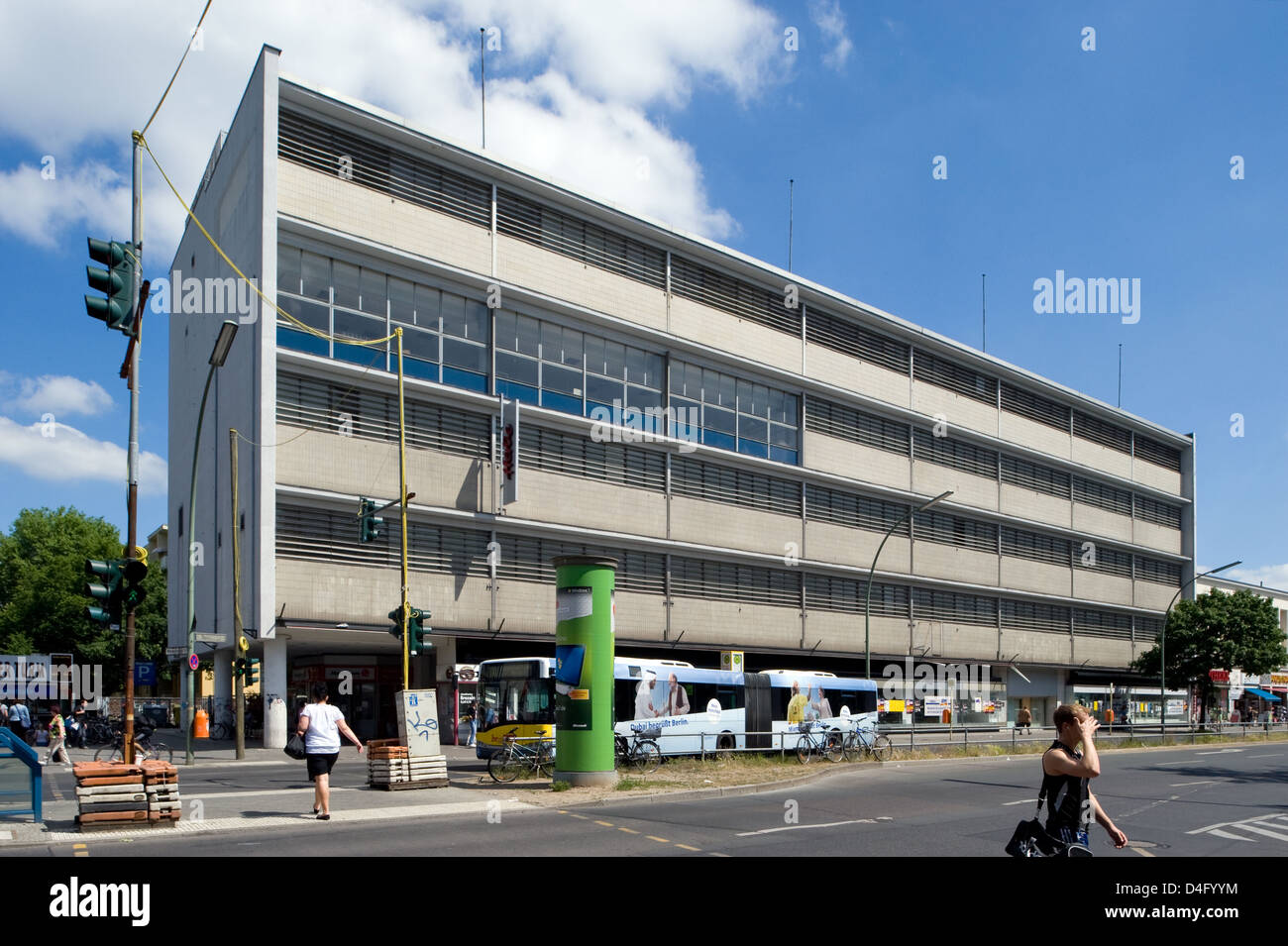 Kaufhaus Hertie Stockfotos und -bilder Kaufen - Alamy
