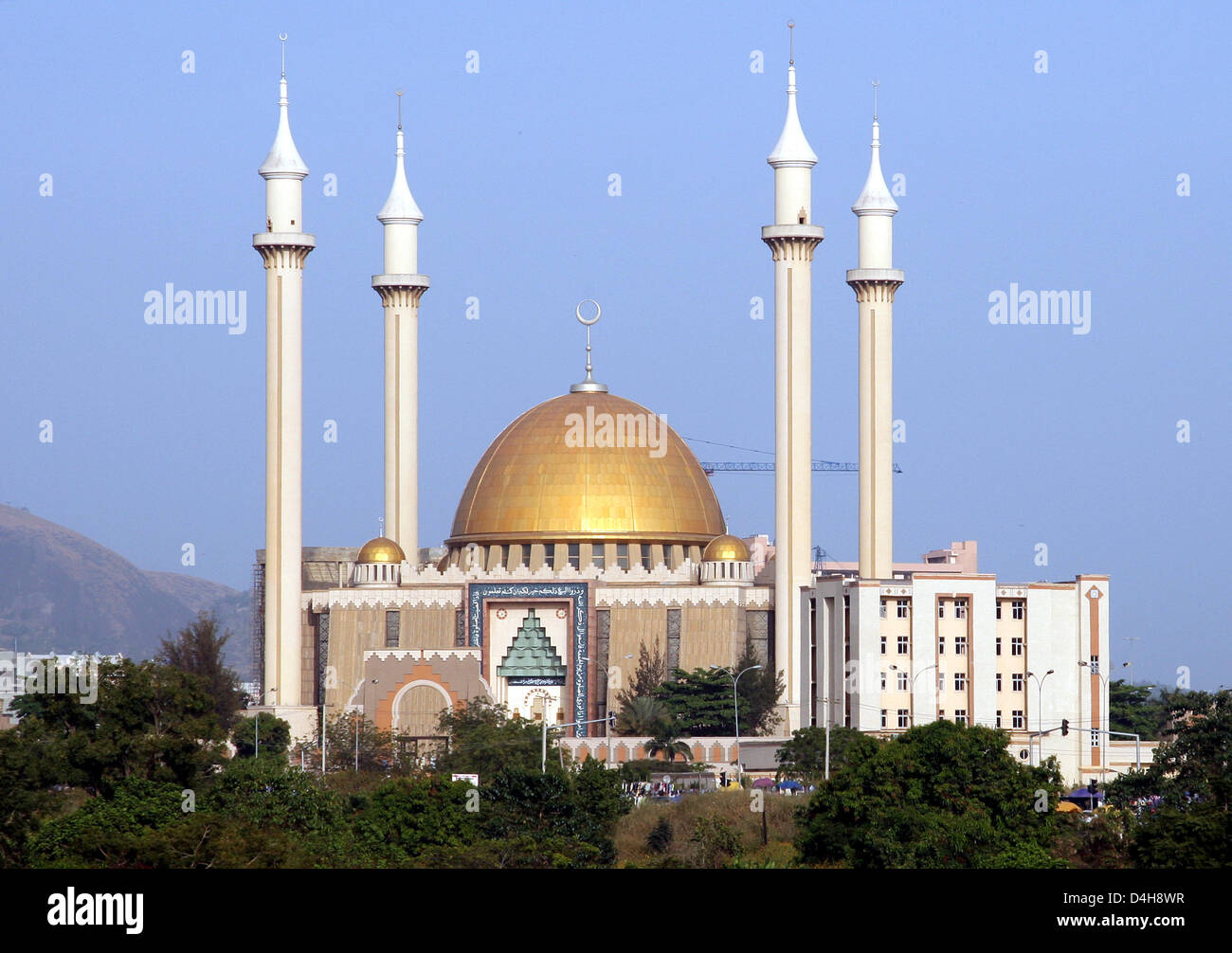 Abuja nigeria mosque africa -Fotos und -Bildmaterial in hoher Auflösung ...
