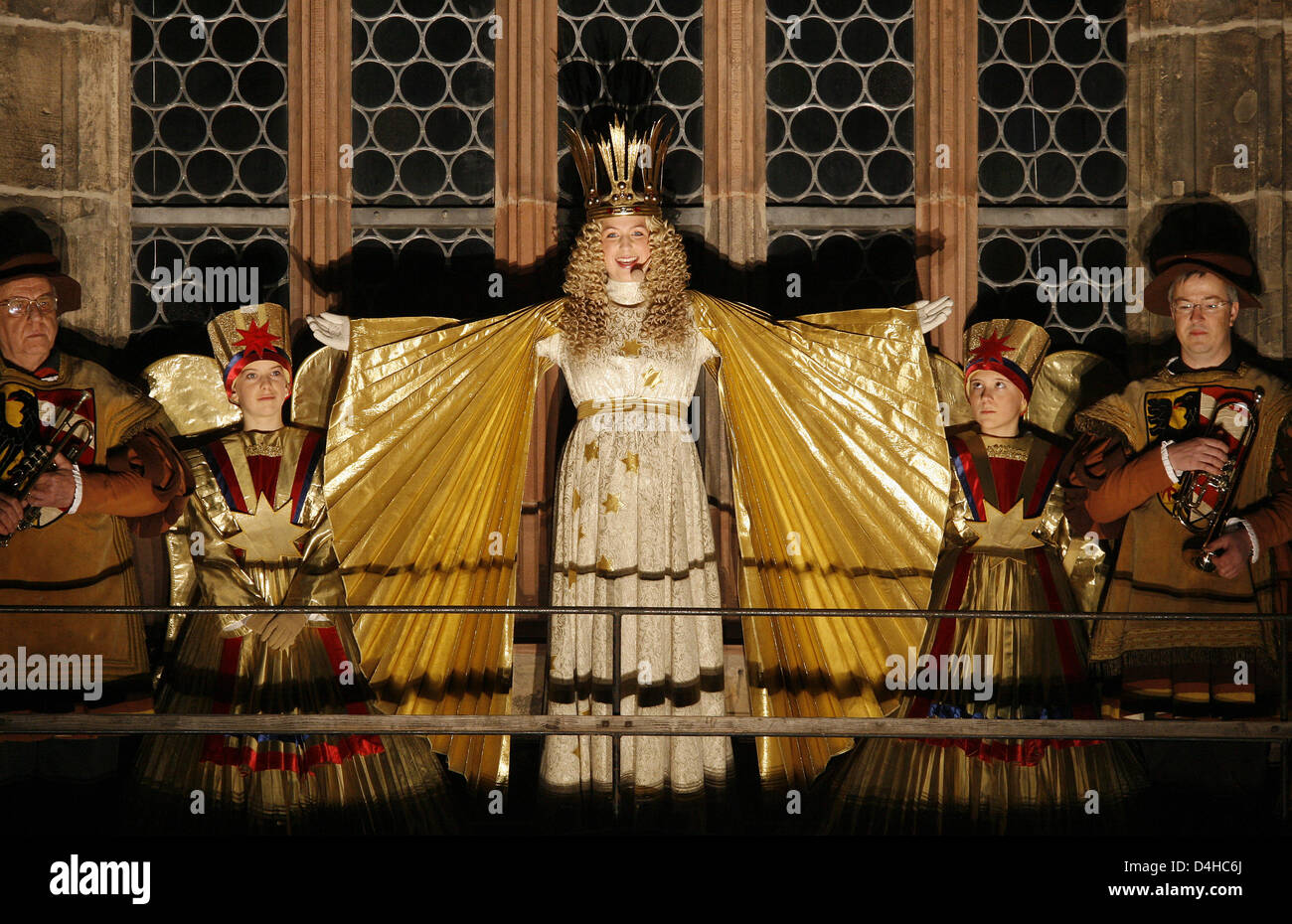 Nuremberg christ angel -Fotos und -Bildmaterial in hoher Auflösung – Alamy