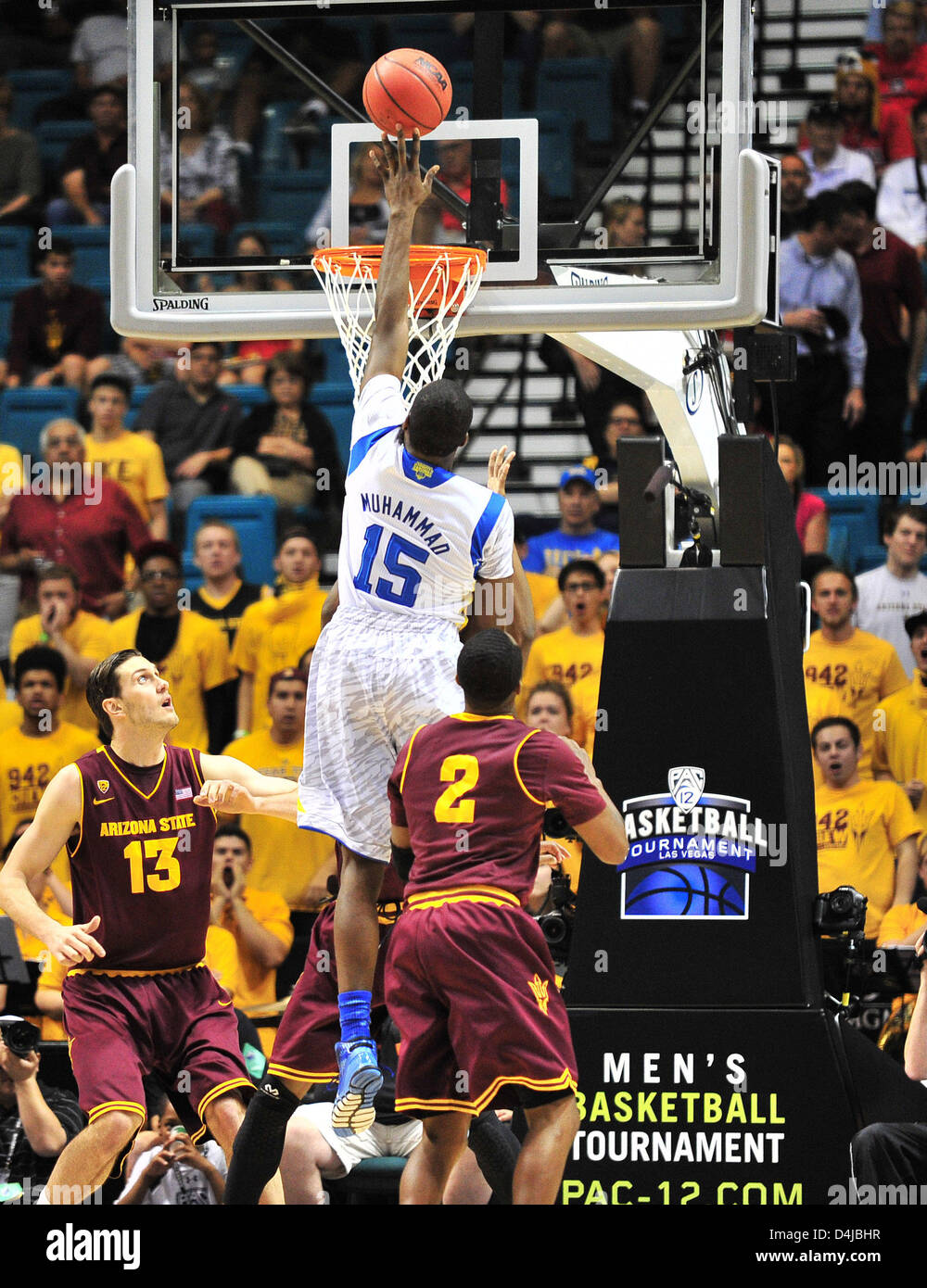 13. März 2013: Shabazz Muhammad #15 von UCLA bei den NCAA-Basketball ...