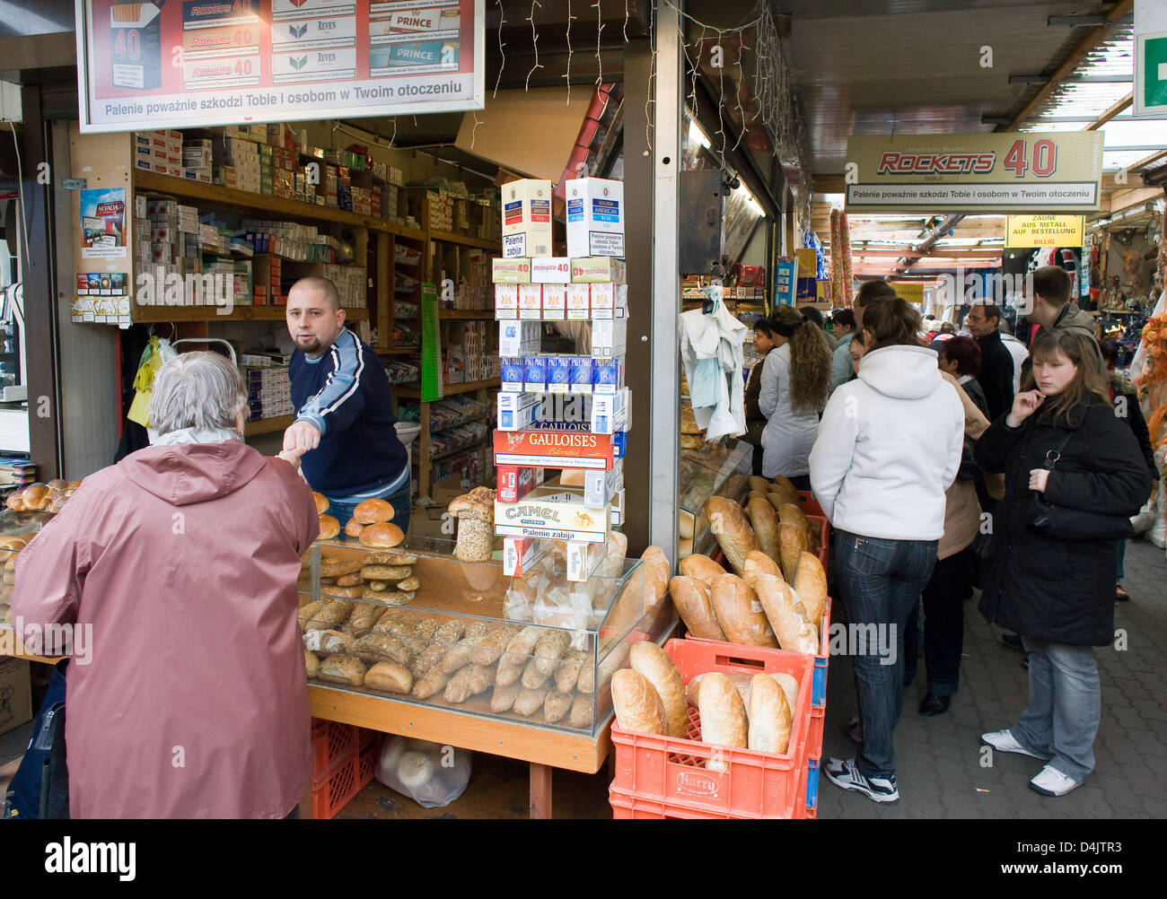 Poland polen slubice polenmarkt -Fotos und -Bildmaterial in hoher ...