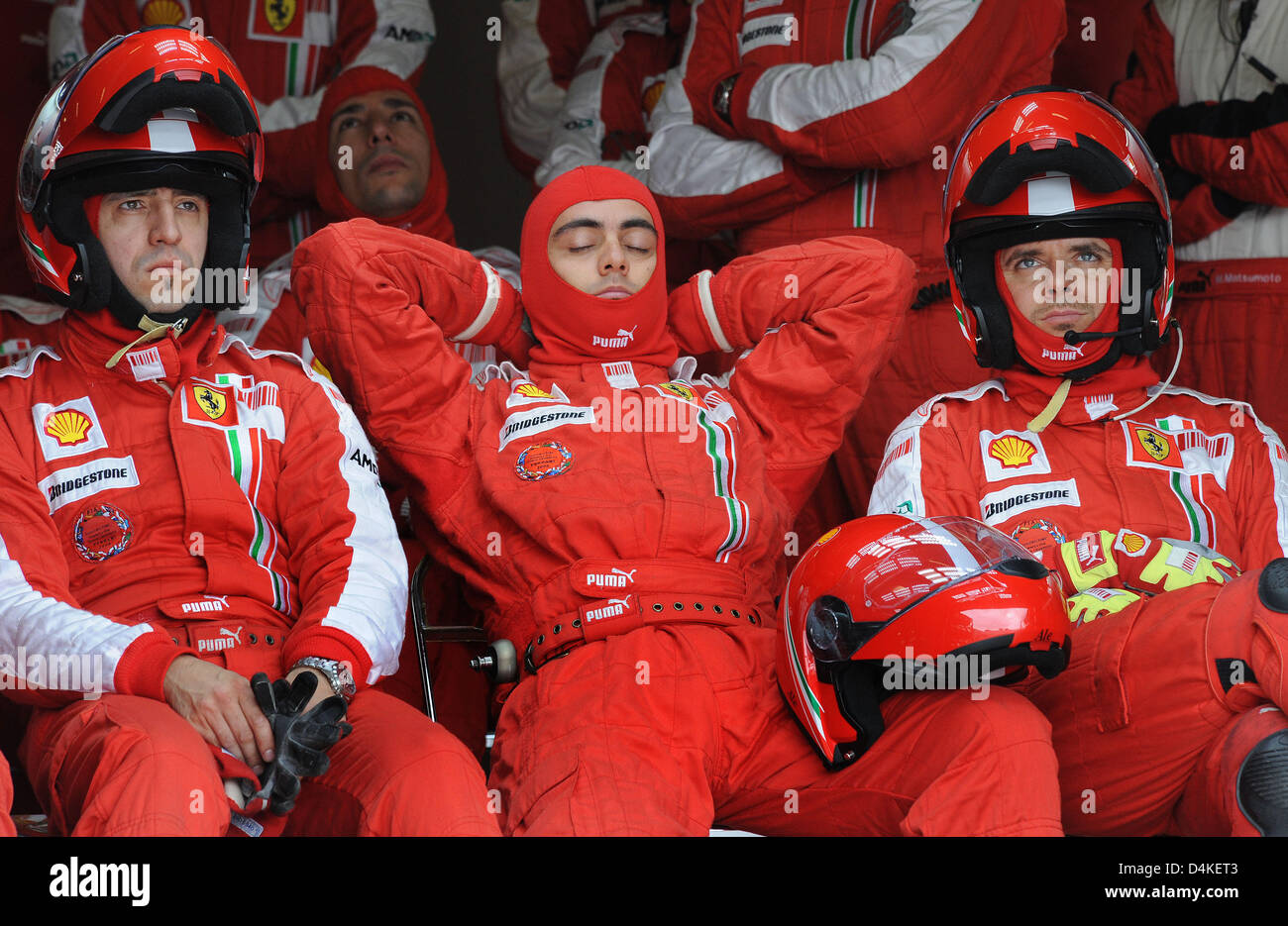 Ferrari mechanik -Fotos und -Bildmaterial in hoher Auflösung – Alamy