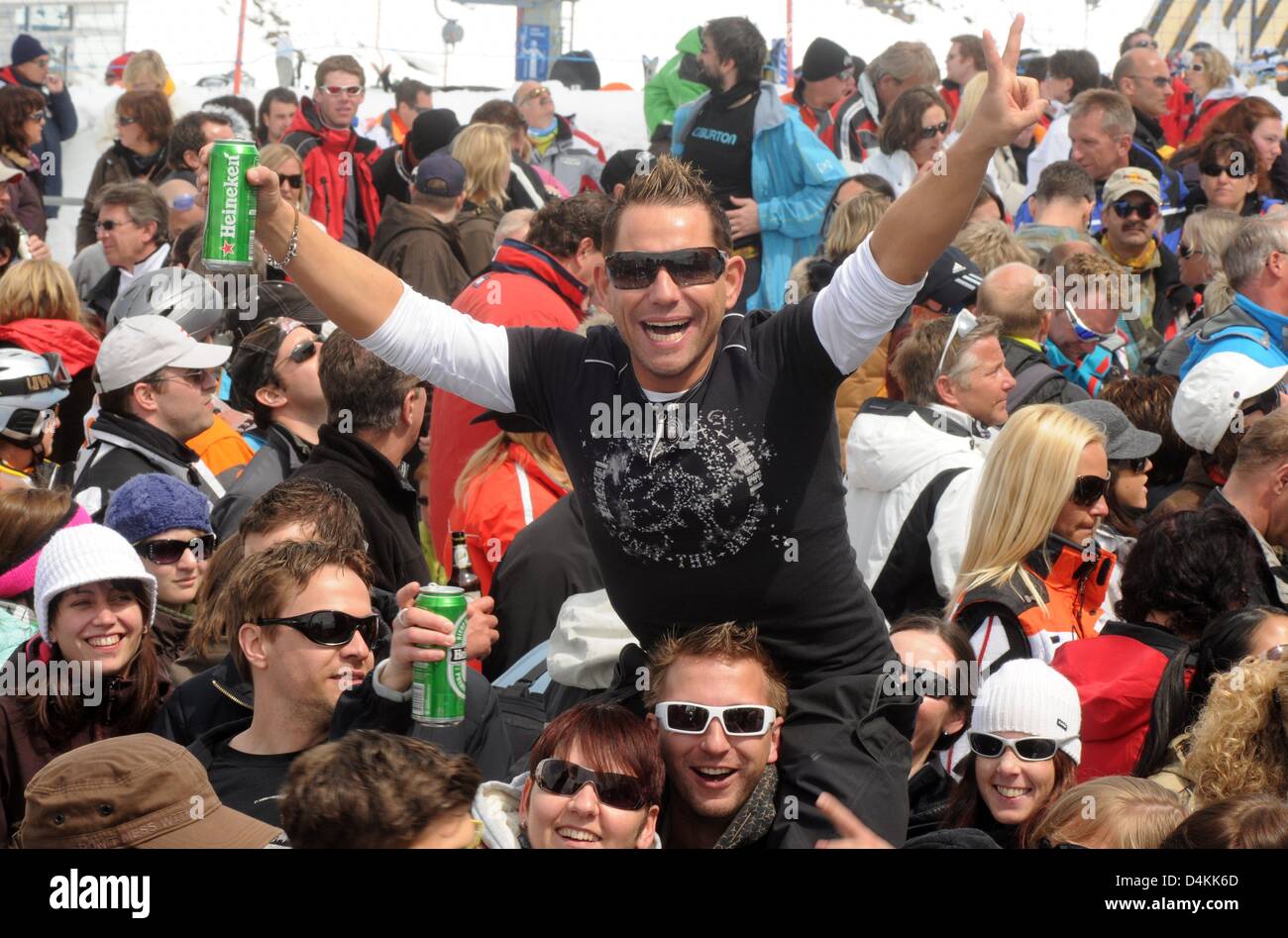 Ischgl party -Fotos und -Bildmaterial in hoher Auflösung – Alamy