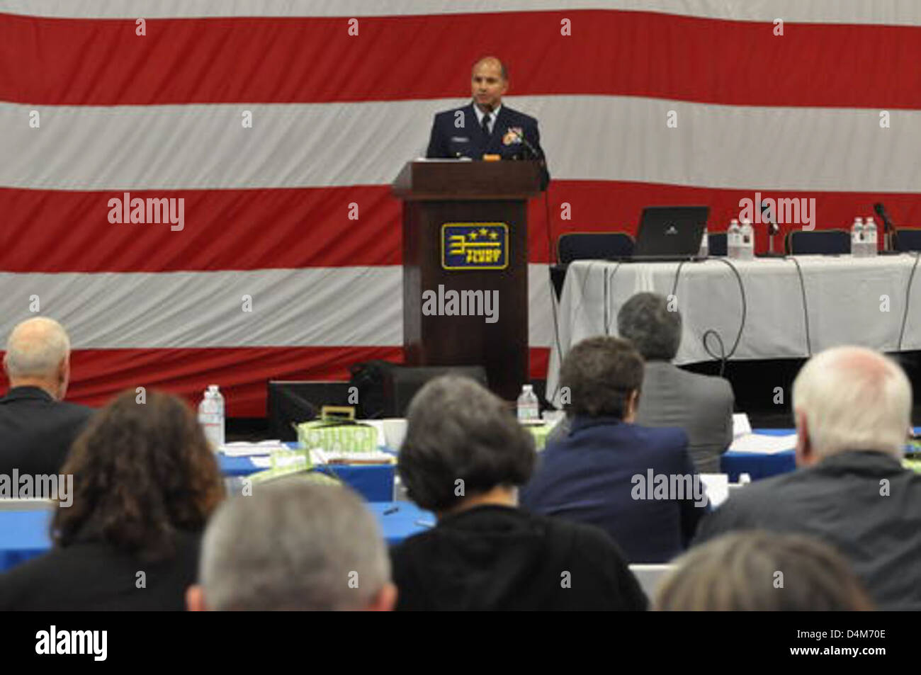 Vice adm braun -Fotos und -Bildmaterial in hoher Auflösung – Alamy