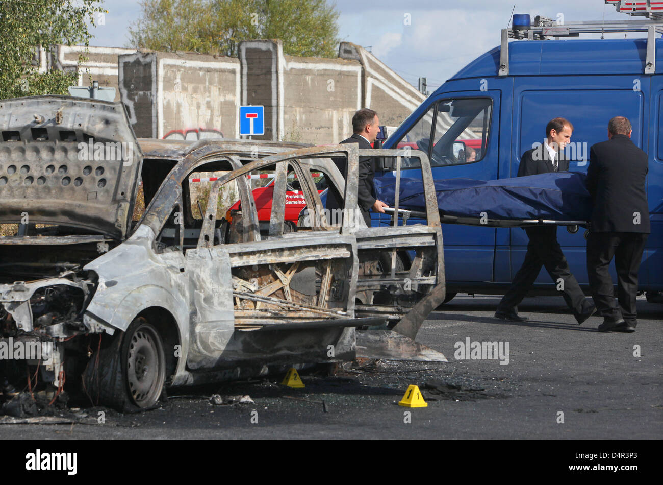 Tote leichen autounfälle -Fotos und -Bildmaterial in hoher Auflösung ...
