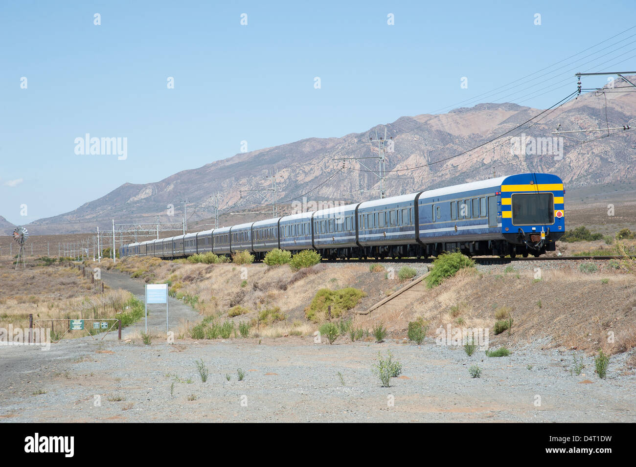 Der Blue Train in der Karoo bei berühmten Luxus Matjiesfontein ...