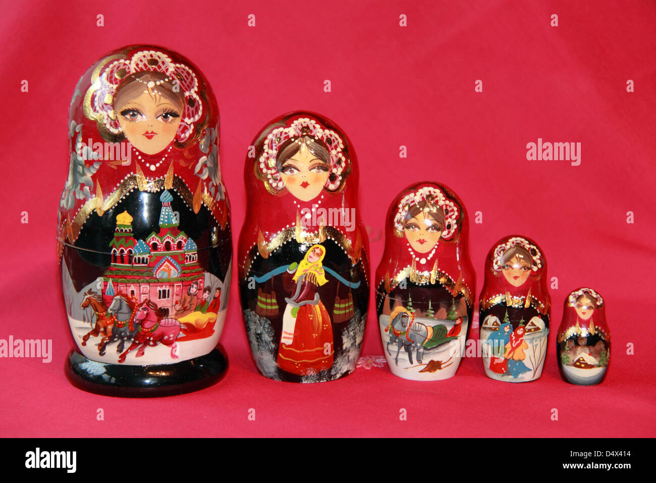 Matroschka figuren -Fotos und -Bildmaterial in hoher Auflösung – Alamy